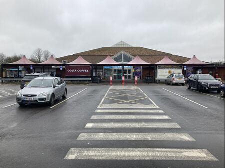 Chieveley services - Motorway Services, Chieveley | service station info