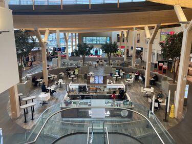 Leeds Skelton Lake services - Motorway Services, Leeds Skelton Lake ...