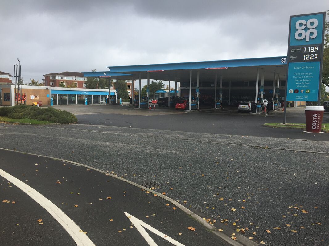 York - Motorway Services Online: York motorway service station