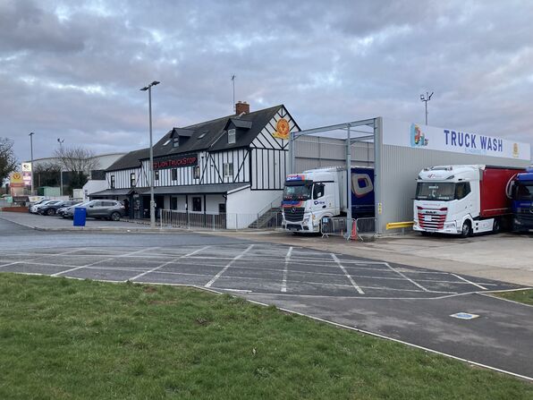 Red Lion truckstop map and directions - Motorway Services Online: Map ...