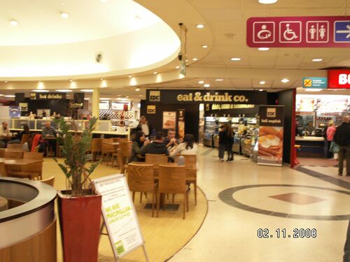 Reading services - Motorway Services Online: Reading motorway service ...