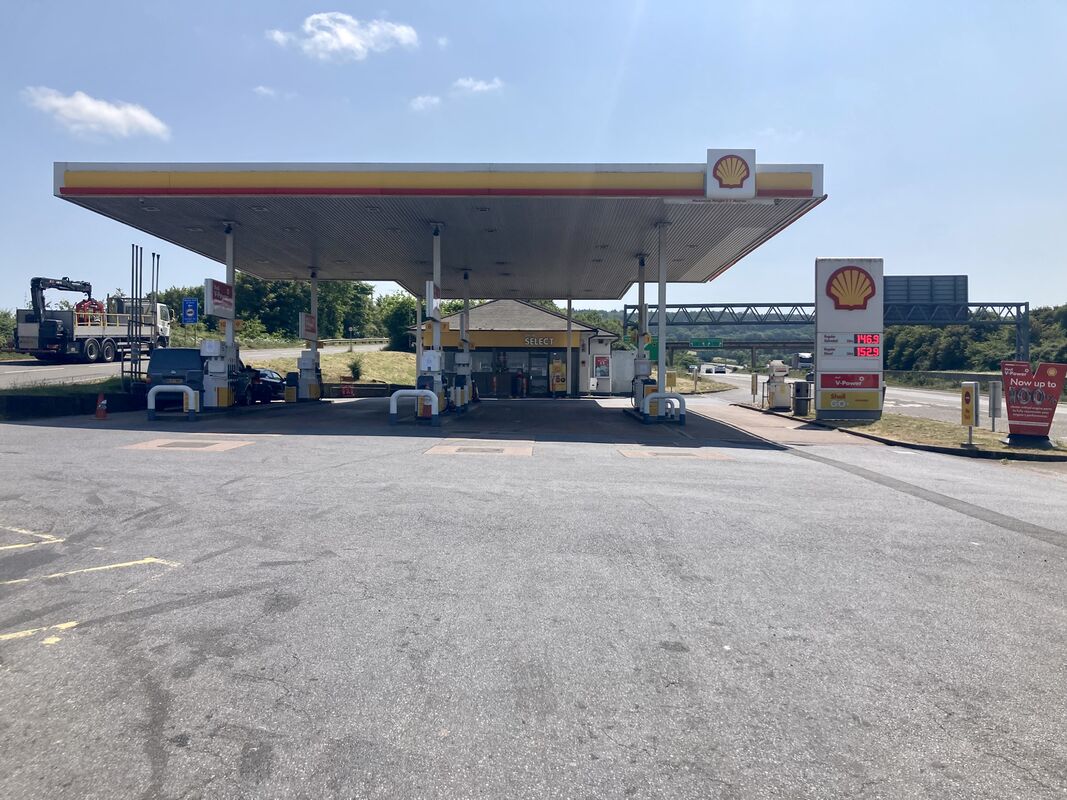 Kennford services - Motorway Services, Kennford | service station info