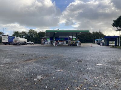 Services on the A27 - Motorway Services, A27 | service station info