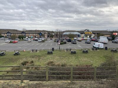 Services on the A1 - Motorway Services Online: A1 motorway service station