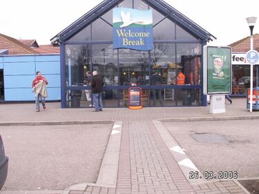 Warwick services - Motorway Services Online: Warwick motorway service ...