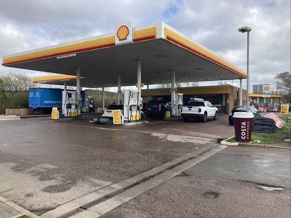 Milton Keynes services - Motorway Services, Milton Keynes | service ...