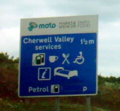 Moto - Motorway Services Online: Moto motorway service station