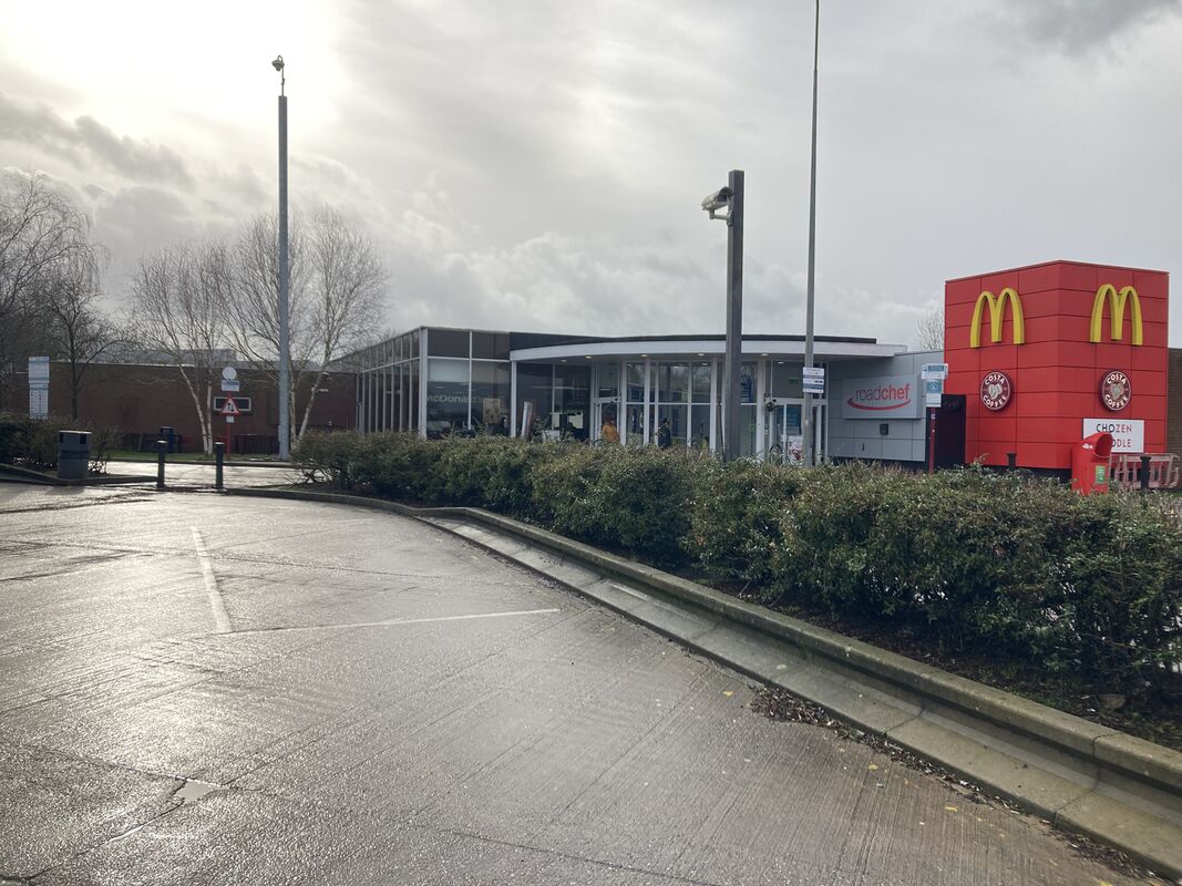 Sandbach services - Motorway Services, Sandbach | service station info