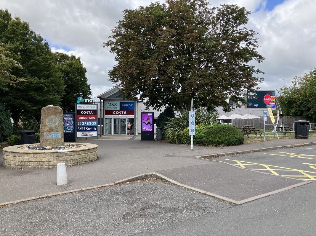 Trowell services - Motorway Services Online: Trowell motorway service ...