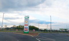Moto - Motorway Services Online: Moto motorway service station