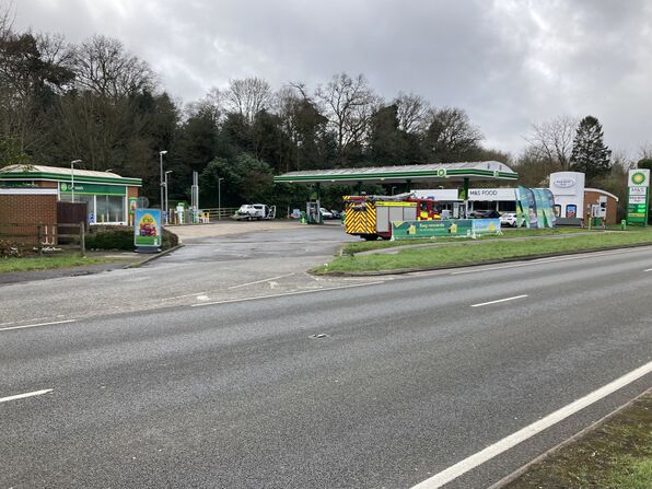 Farnham services map and directions - Motorway Services, Map:Farnham ...