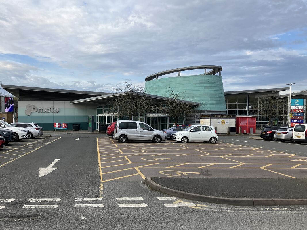 Cherwell Valley services - Motorway Services Online: Cherwell Valley ...