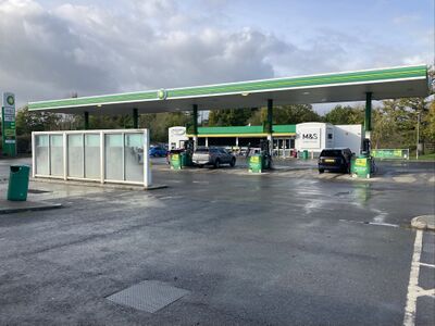 Services on the A24 - Motorway Services, A24 | service station info