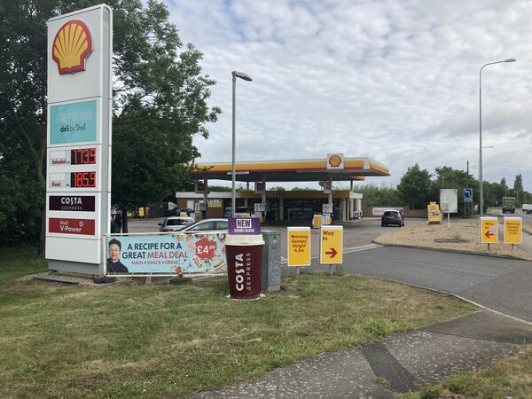 Black Cat services - Motorway Services, Black Cat | service station info