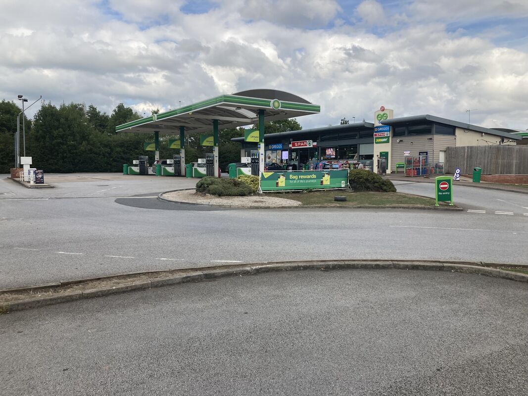 Uttoxeter services - Motorway Services, Uttoxeter | service station info