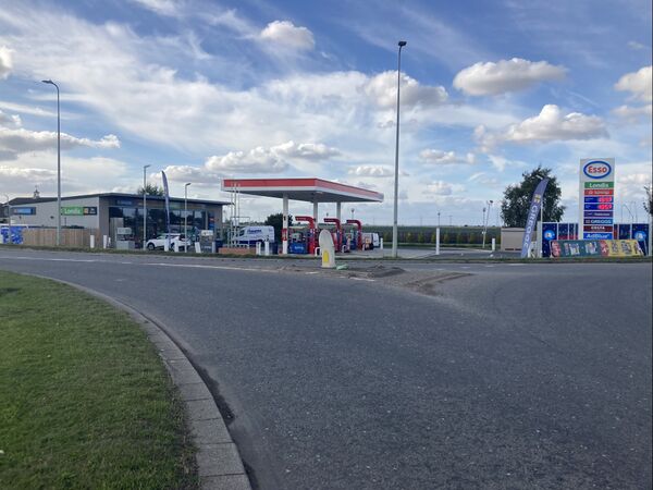 Bicker Bar services - Motorway Services, Bicker Bar | service station info