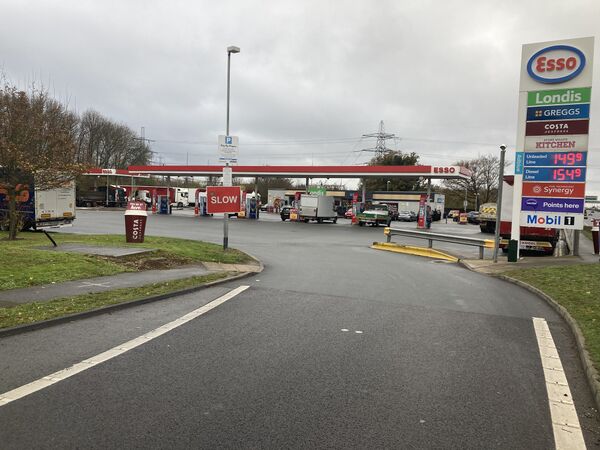 Cobham services - Motorway Services, Cobham (A2) | service station info