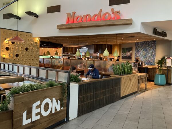 Map of Services with Nando's - Motorway Services Online: Map:Nando's ...