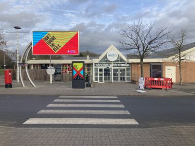 Services on the A5 - Motorway Services, A5 | service station info