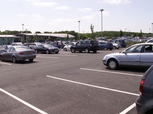 Cobham services - Motorway Services Online: Cobham motorway service station