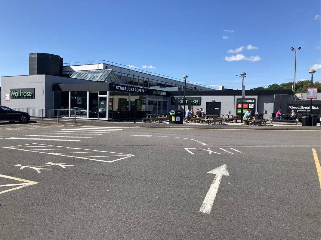 Keele services - Motorway Services Online: Keele motorway service station