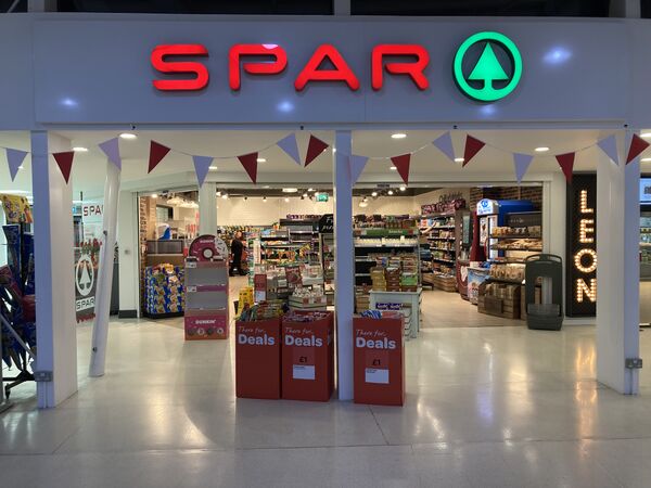 SPAR - Motorway Services Online: SPAR motorway service station