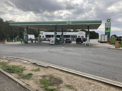 Services on the A14 - Motorway Services, A14 | service station info