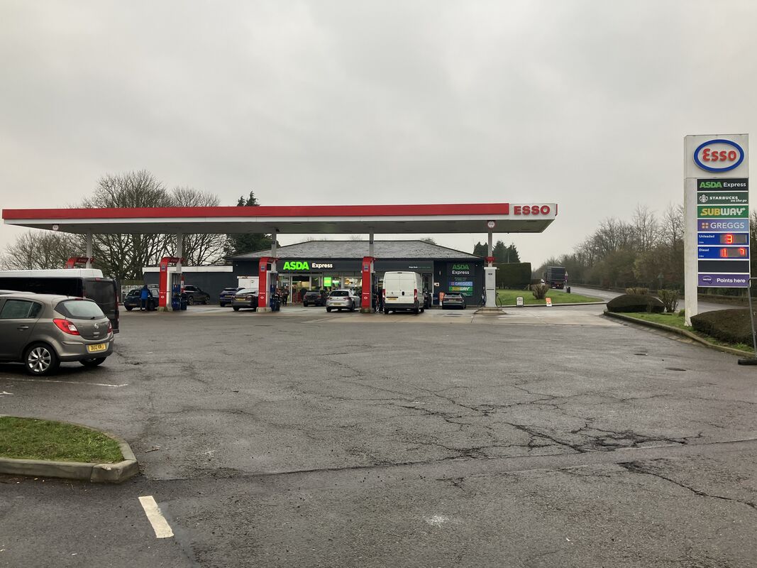 Hogs Back services - Motorway Services Online: Hogs Back motorway ...