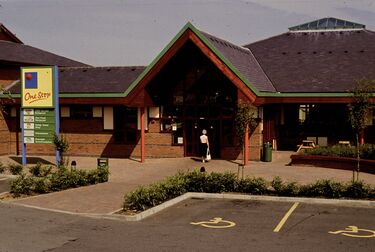 Bangor services - Motorway Services Online: Bangor motorway service station