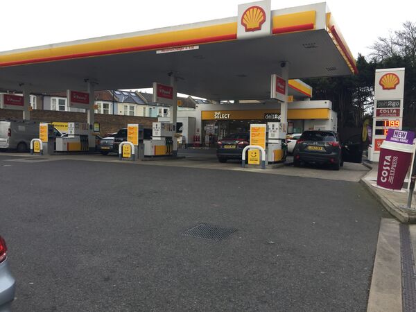 Map of Services with Shell - Motorway Services Online: Map:Shell ...