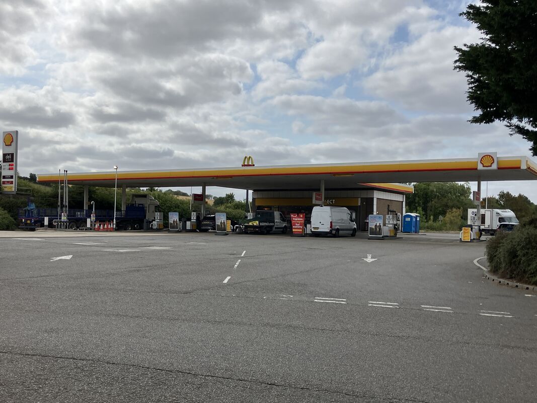 Bourne End services - Motorway Services Online: Bourne End motorway ...