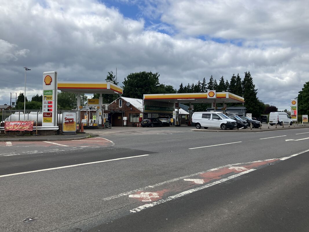 Lock's Garage services - Motorway Services Online: Locks Garage ...