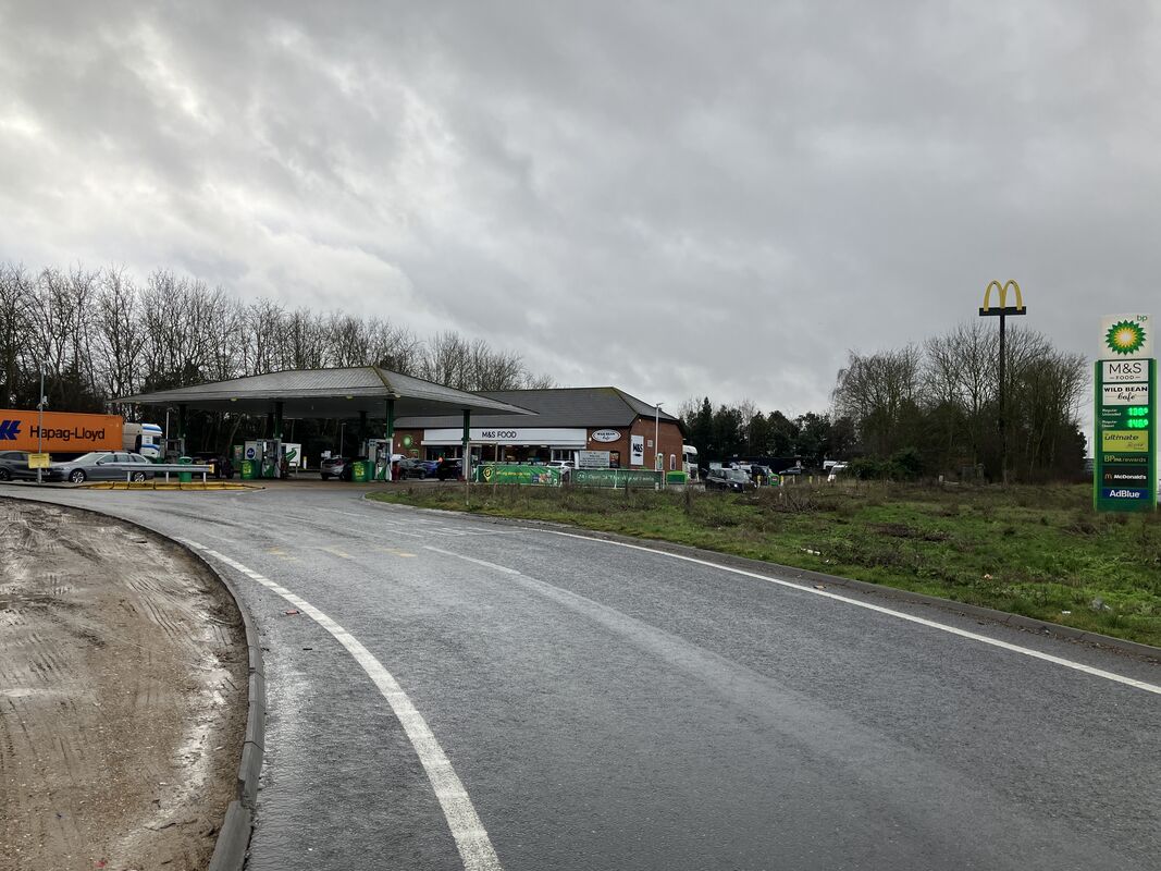 Orsett services - Motorway Services Online: Orsett motorway service station